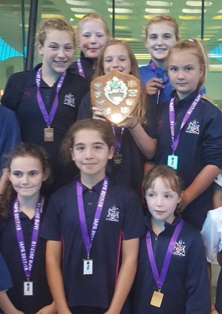 Relay swimmers win gold in Olympic pool | chepstowbeacon.co.uk
