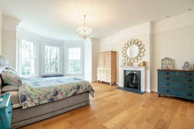 Chepstow mansion for sale is "elegant" Georgian property - with a ...