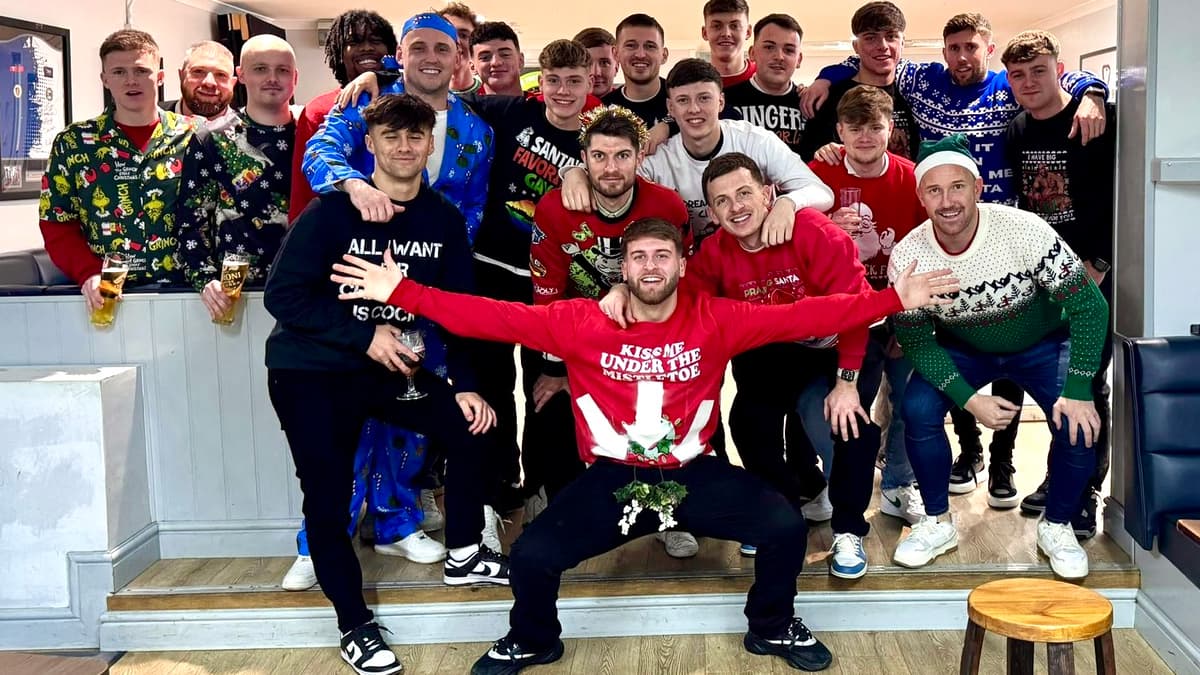 Festive jumpers as Jockeys ride high | chepstowbeacon.co.uk